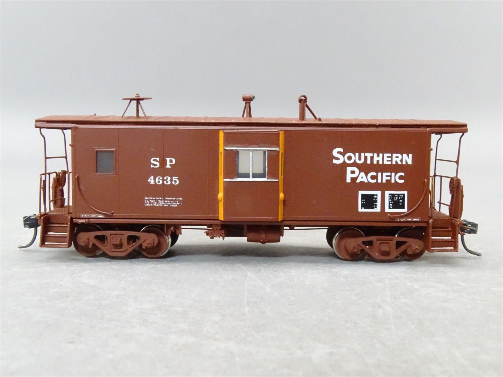 HO Brass Model - OMI 1151 SP Southern Pacific Bay Window C50-7 Caboose ...