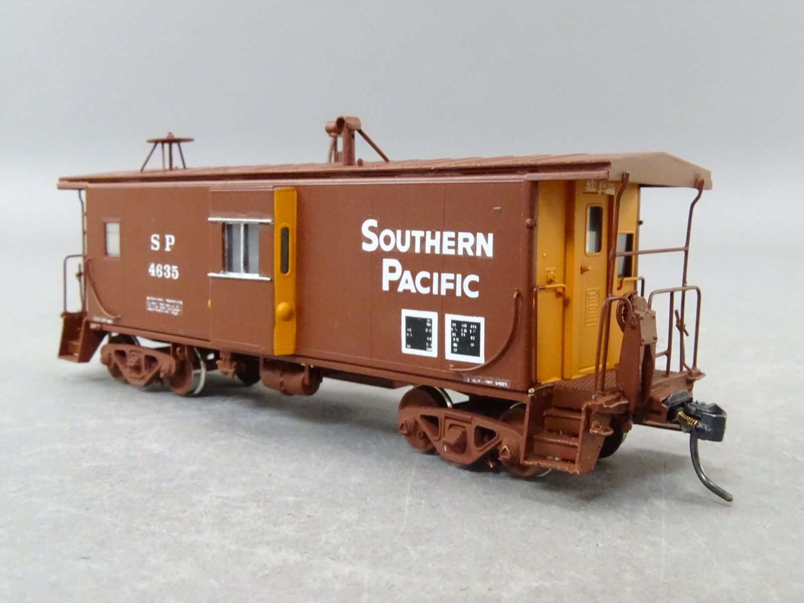 HO Brass Model - OMI 1151 SP Southern Pacific Bay Window C50-7 Caboose ...