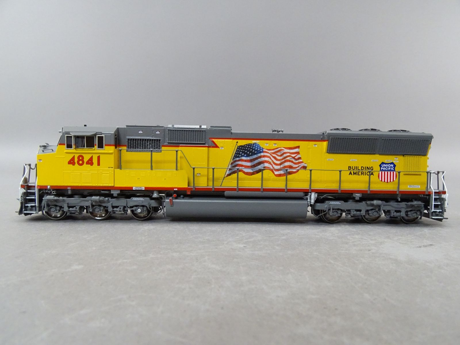 HO Brass Model - OMI 087010039.1 UP Union Pacific SD70M Phase II Cab ...