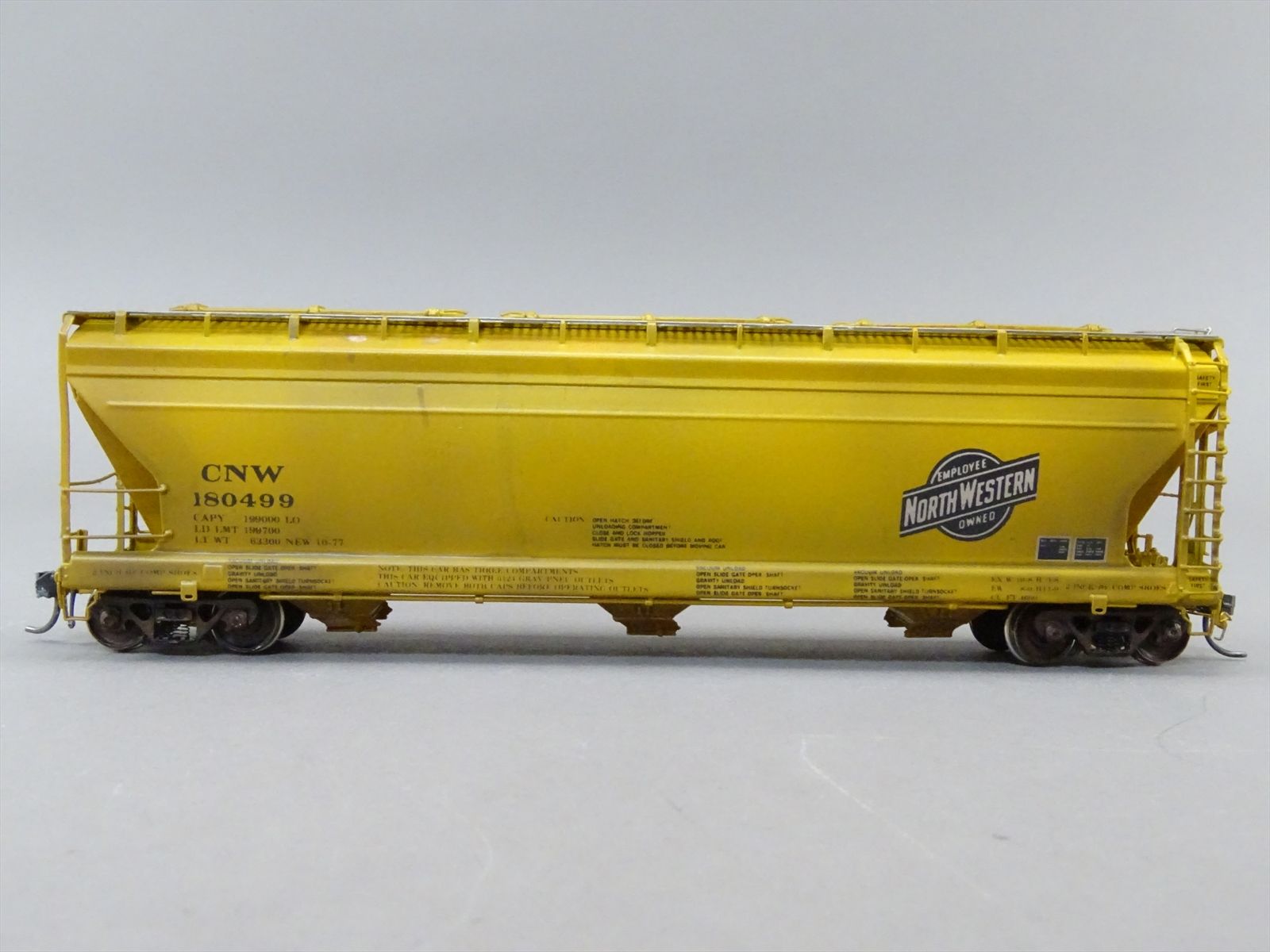 HO Brass Model - OMI 3090 C&NW Chicago & Northwestern ACF 3 Bay ...