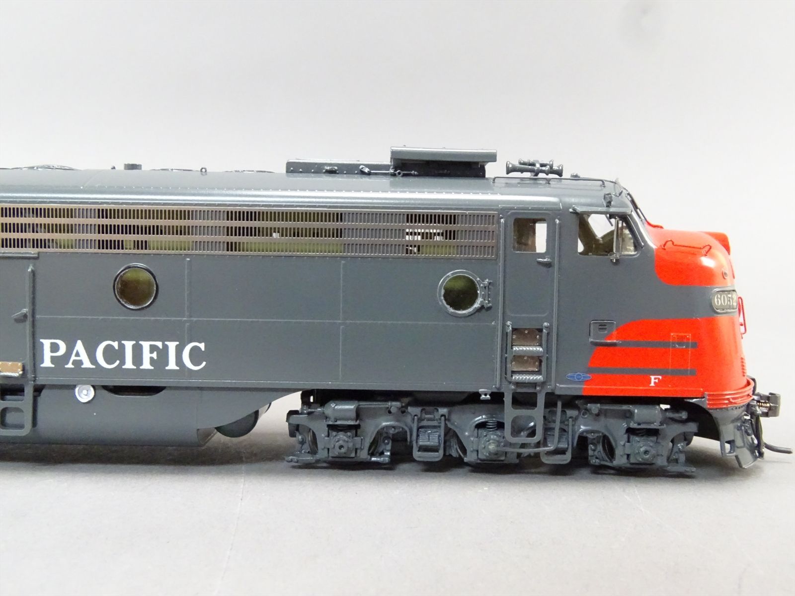 HO Brass Model - CIL 2454.1 SP Southern Pacific E9 E7 E9A E7B A-B-A Set - F/P - Bloody Nose ...