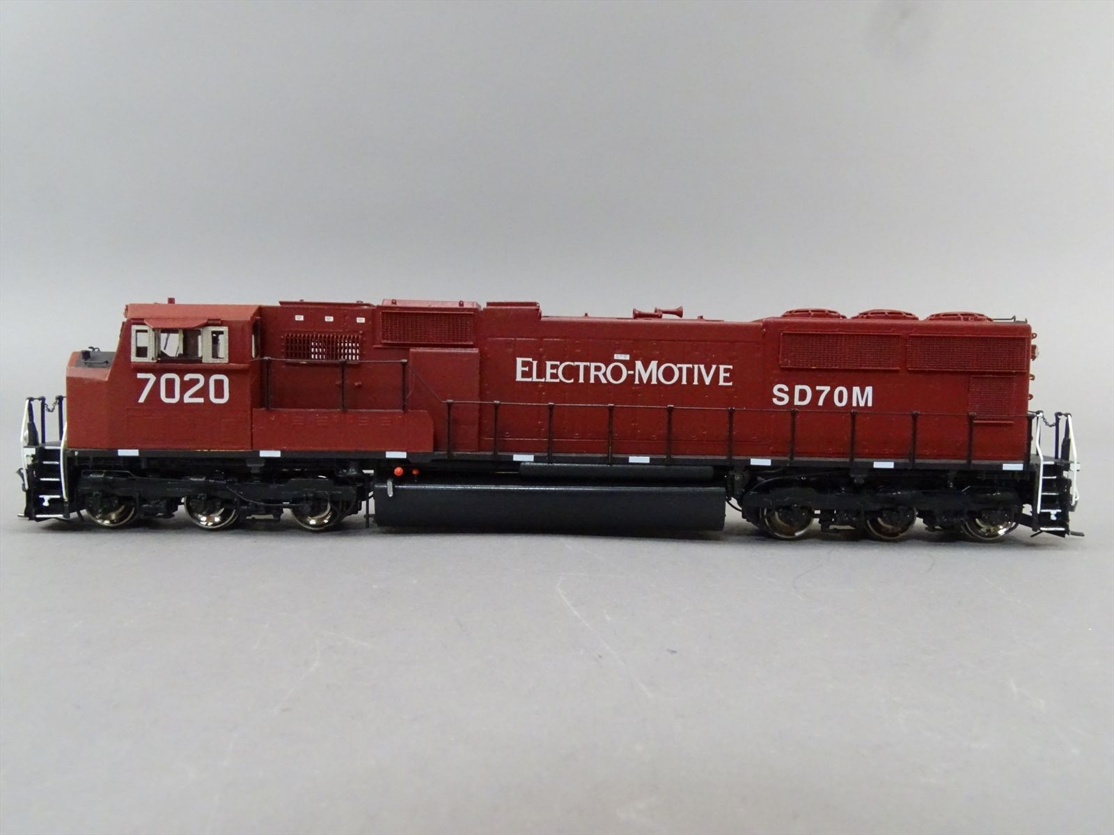 HO Brass Model - OMI 6602.2 EMD SD70M Demo Demonstrator #7020 Maroon - F/P - 1996 Run - Ajin