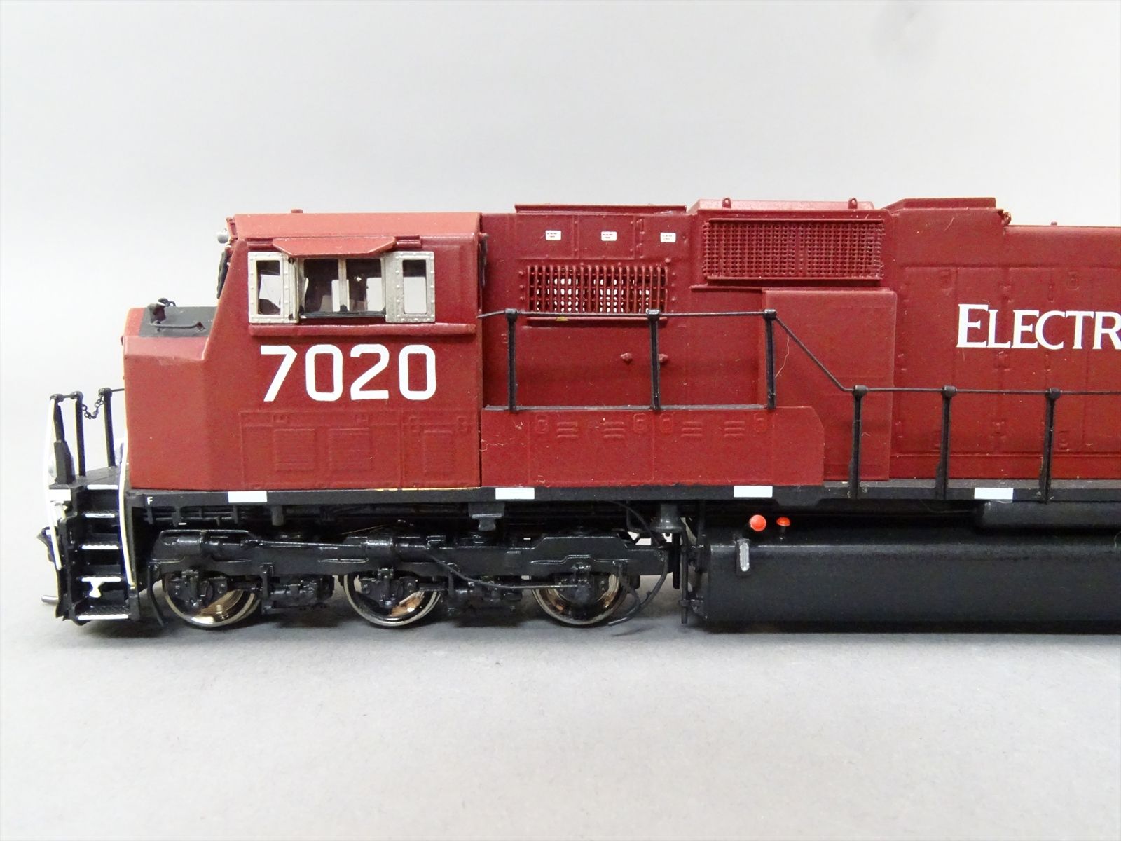 HO Brass Model - OMI 6602.2 EMD SD70M Demo Demonstrator #7020 Maroon - F/P - 1996 Run - Ajin