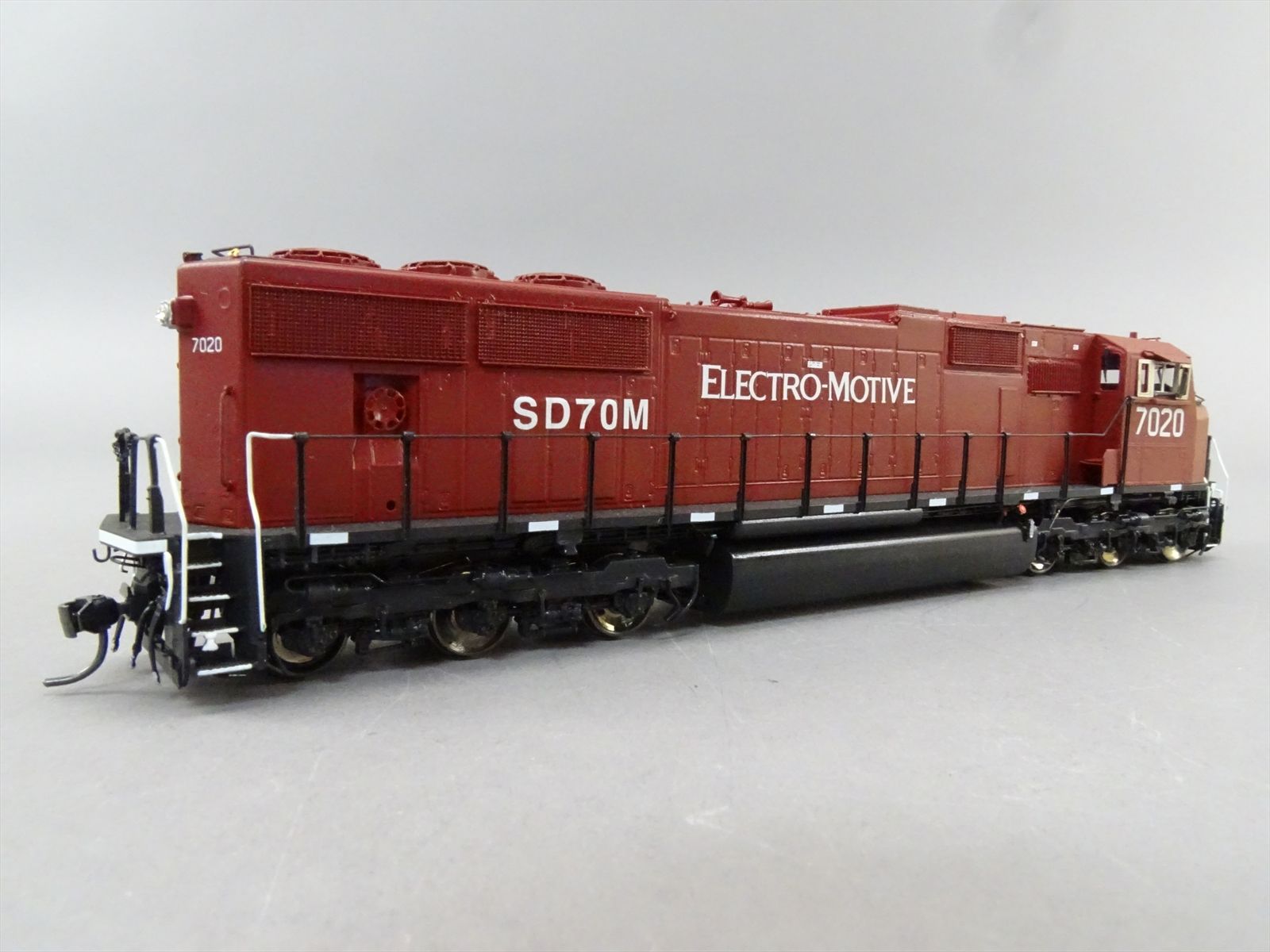 HO Brass Model - OMI 6602.2 EMD SD70M Demo Demonstrator #7020 Maroon - F/P - 1996 Run - Ajin