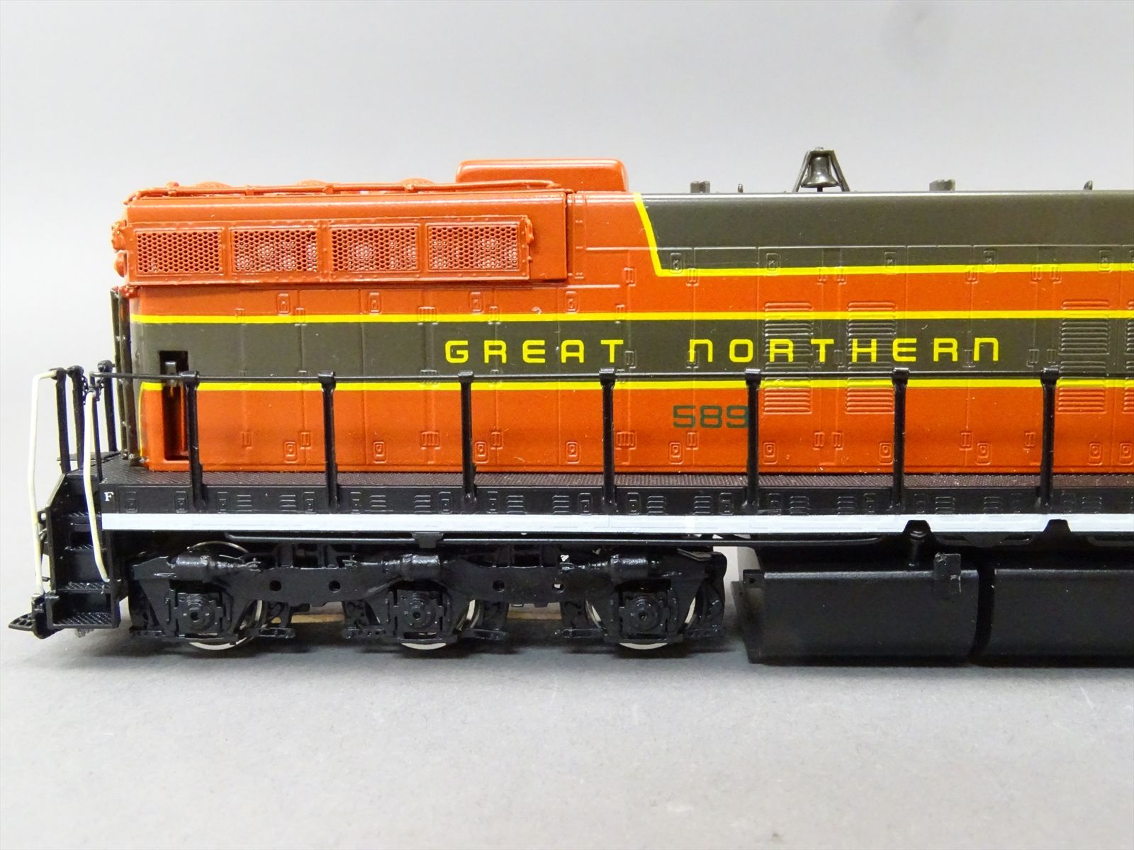 HO Brass Model - OMI 5178 GN Great Northern SD9 Phase II #589 - Custom ...