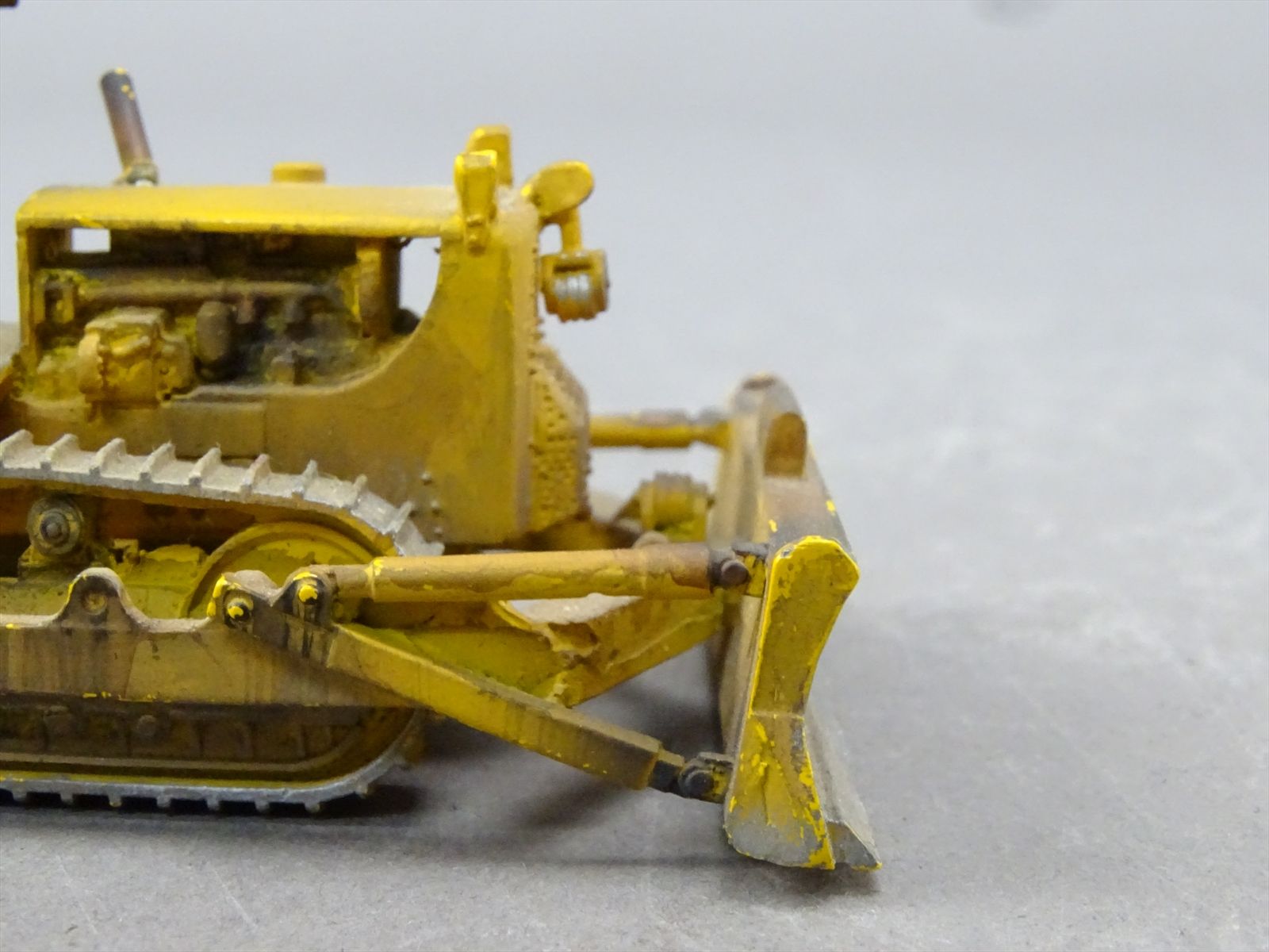 HO Pewter Model - OMI 3150 Bulldozer D8 Yellow w/ Wide Blade + Exterior ...