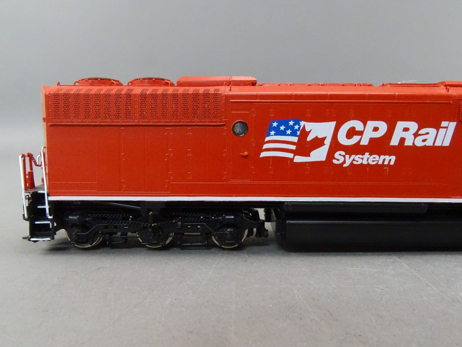 HO Brass Model - OMI 5155 CP CPR Canadian Pacific SD40-2F Wide Cab Body ...
