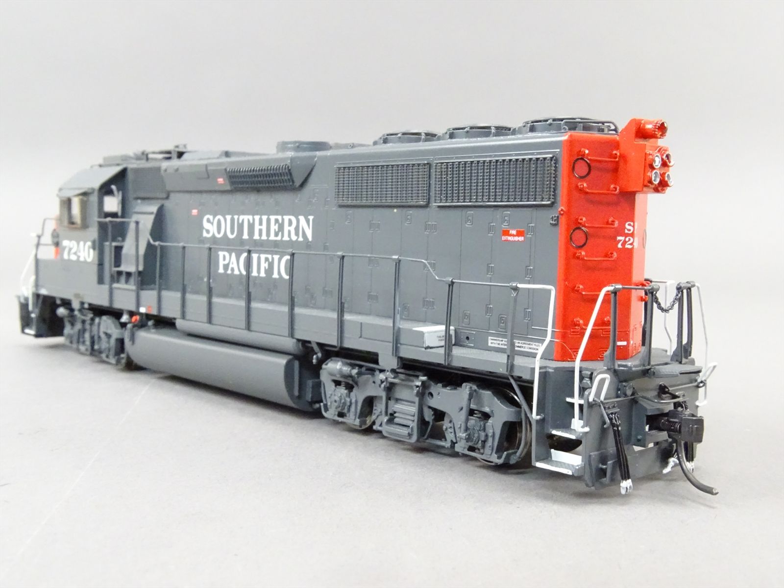 HO Brass Model - OMI 087010088.1 SP Southern Pacific GP40-2 #7240 - F/P - 2004 Run - Ajin