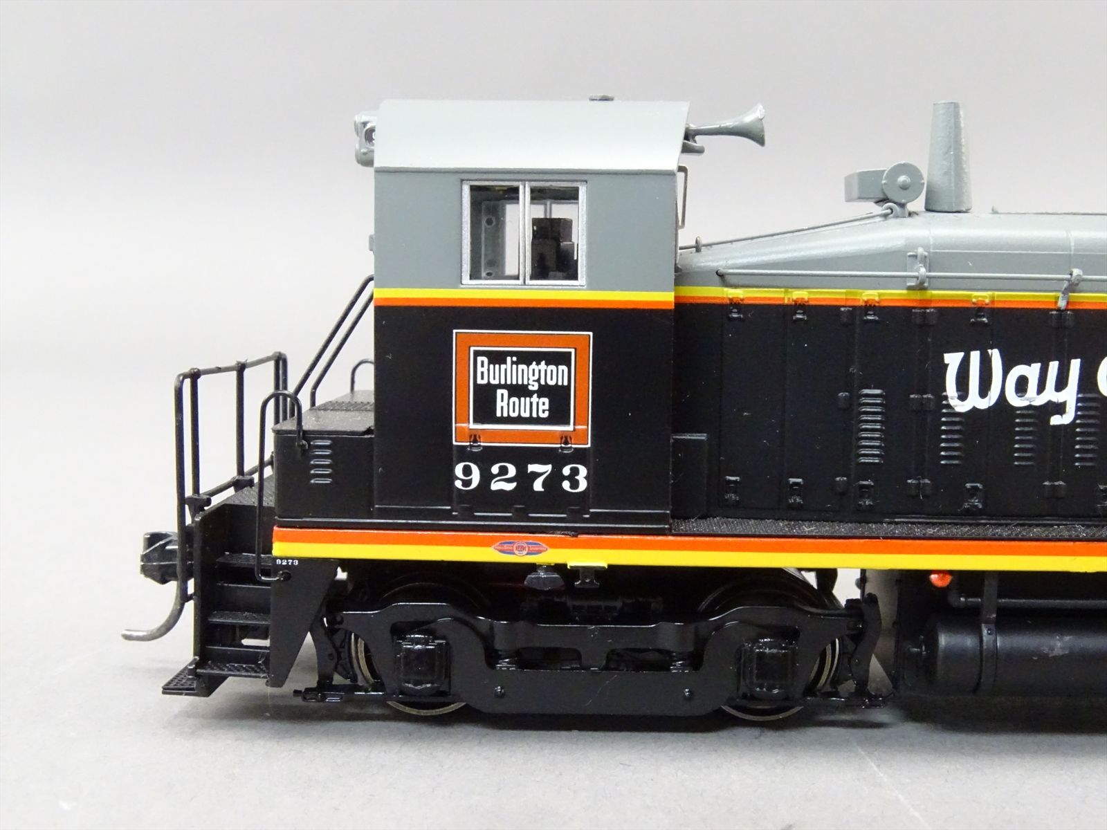 HO Plastic Model - Rapido 27510 EMD SW1200 CB&Q Burlington #9273 - F/P ...
