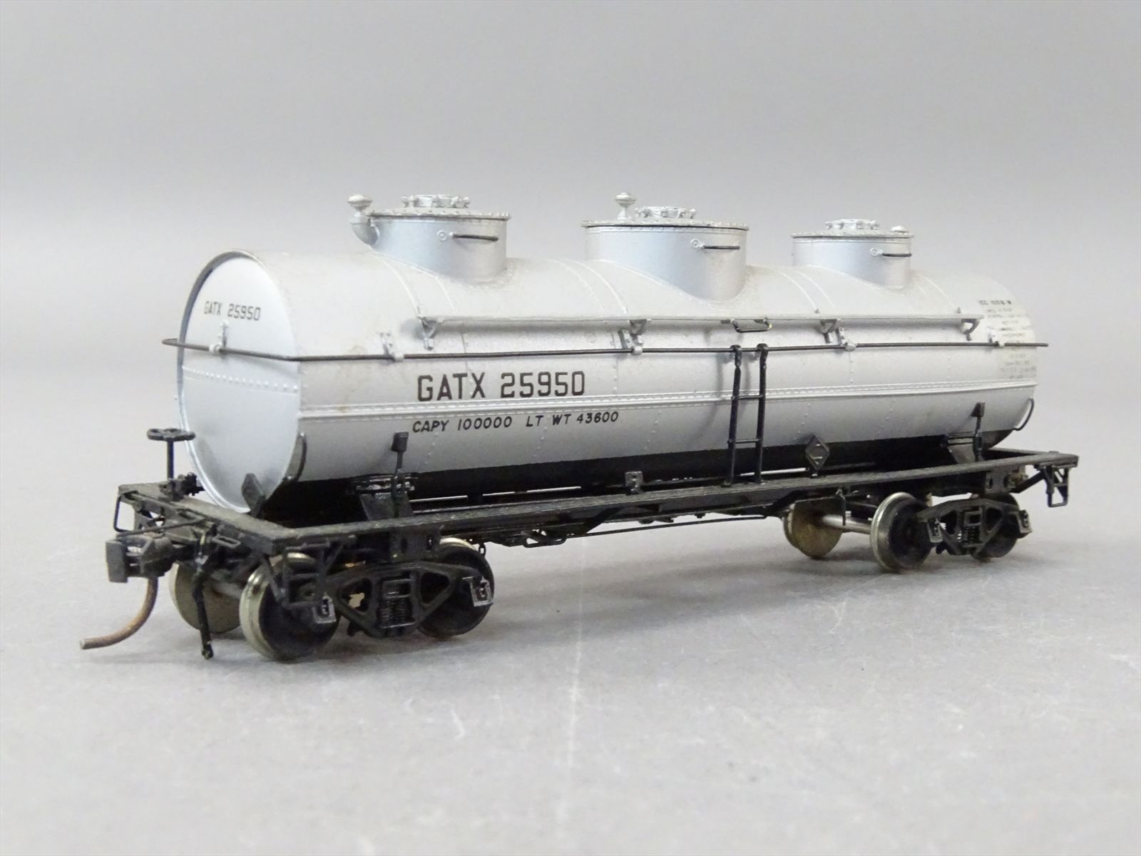 HO Brass Model - OMI 3271.4 GATX 8,000 Gallon Tank Car Insualted 3 Dome ...