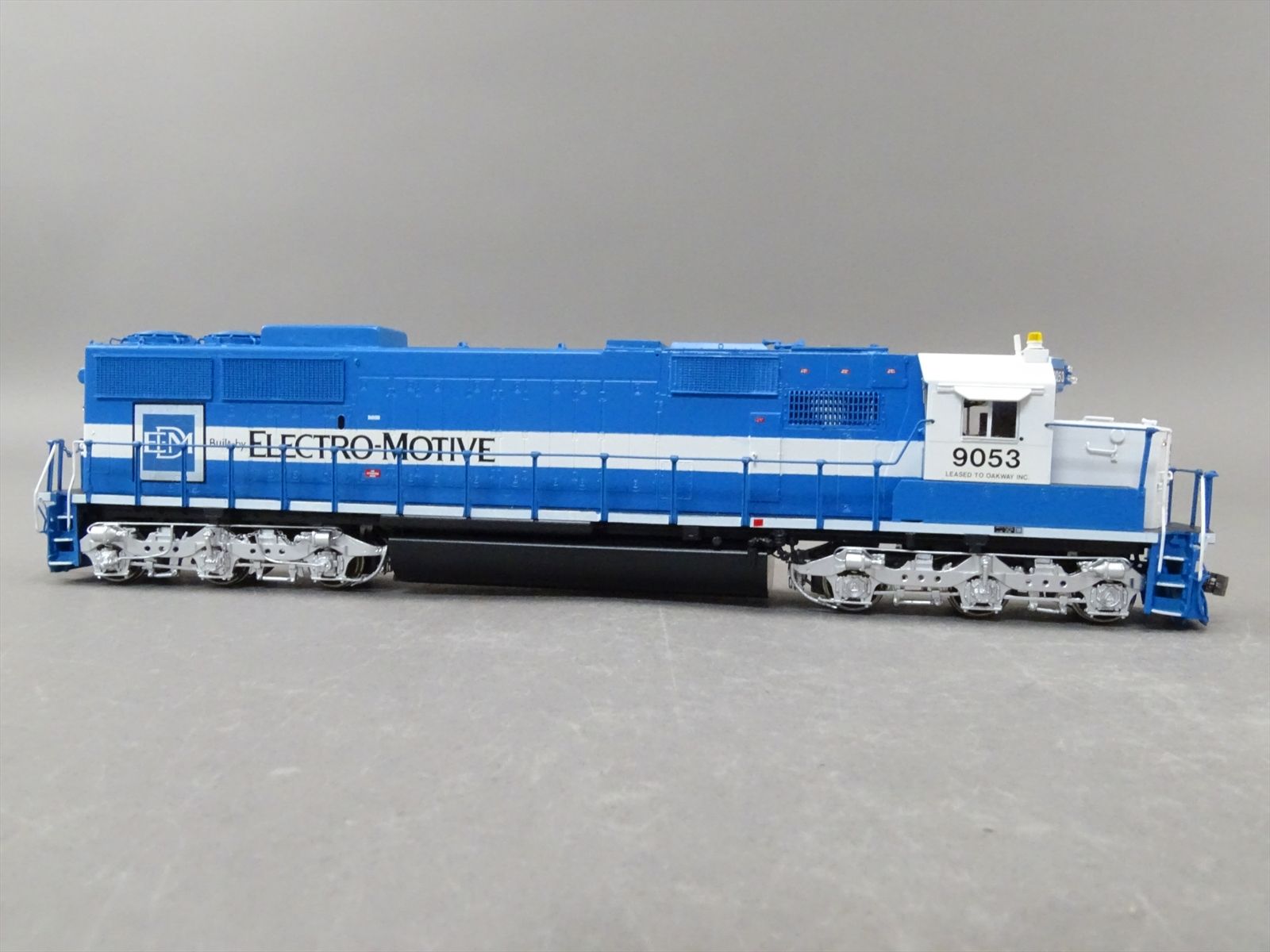 HO Brass Model - OMI 6812.1 Oakway Leasing EMD SD60 #9053 - F/P CPOMI - 1996 Run - Ajin