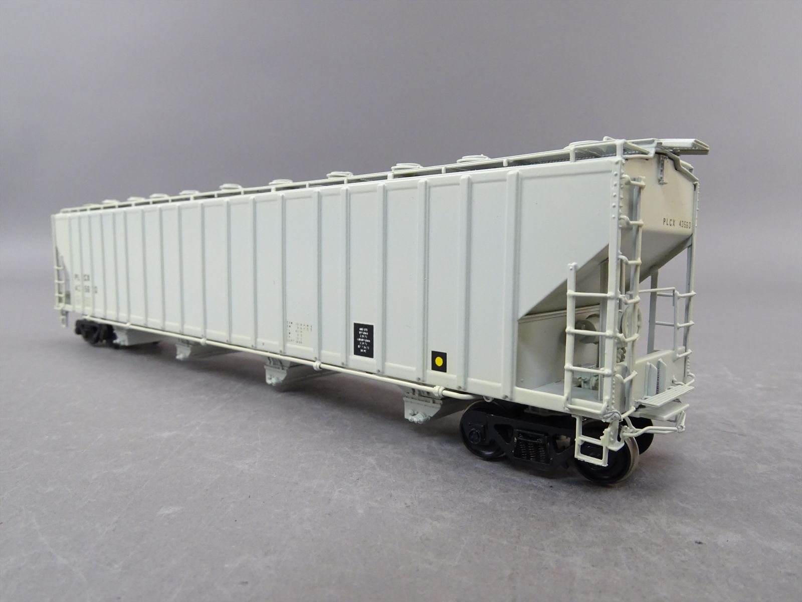 HO Brass Model - OMI 3213 PTLX Pullman Covered 5820 Cubic Foot Covered ...