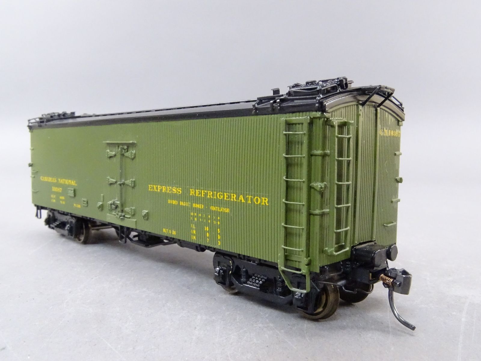 HO Brass Model - OMI 3458.1 CN CNR Canadian National 40' Express Reefer ...