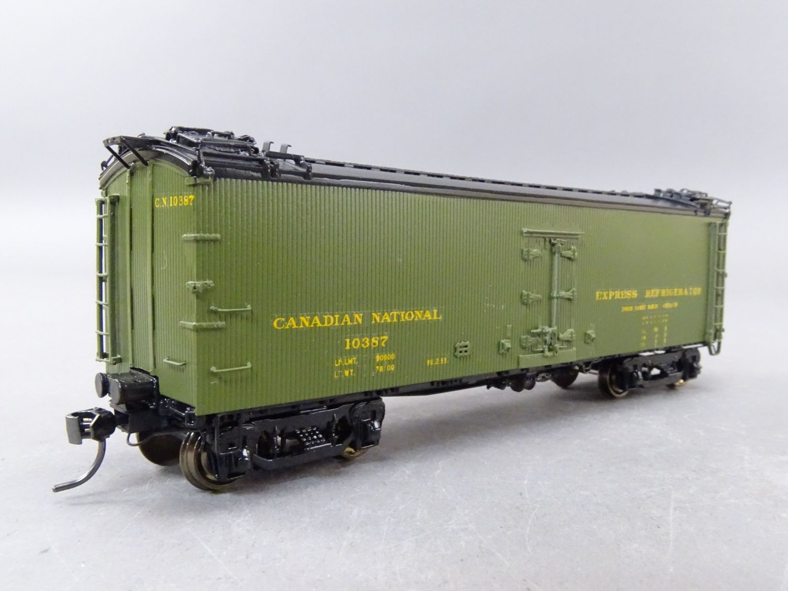 HO Brass Model - OMI 3458.1 CN CNR Canadian National 40' Express Reefer ...