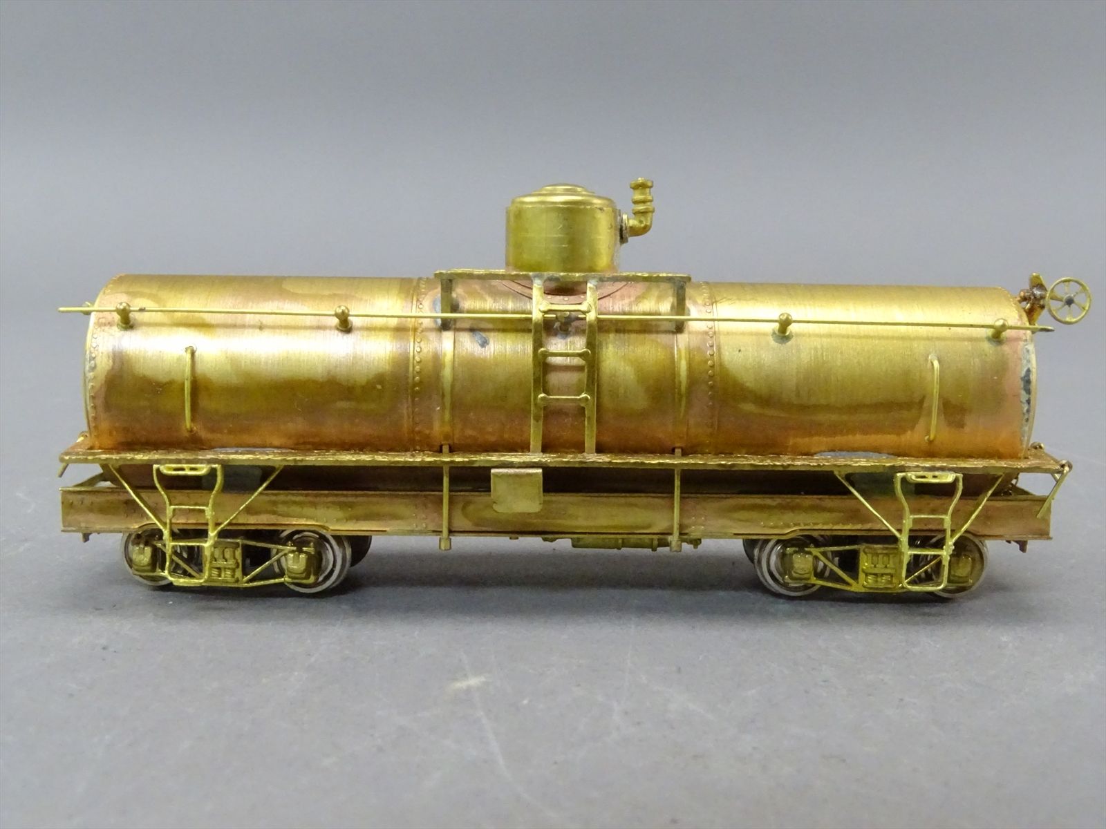 HOn3 Brass Model - WMC UTLX Narrow Frame Tank Car - Unpainted - 1973 ...