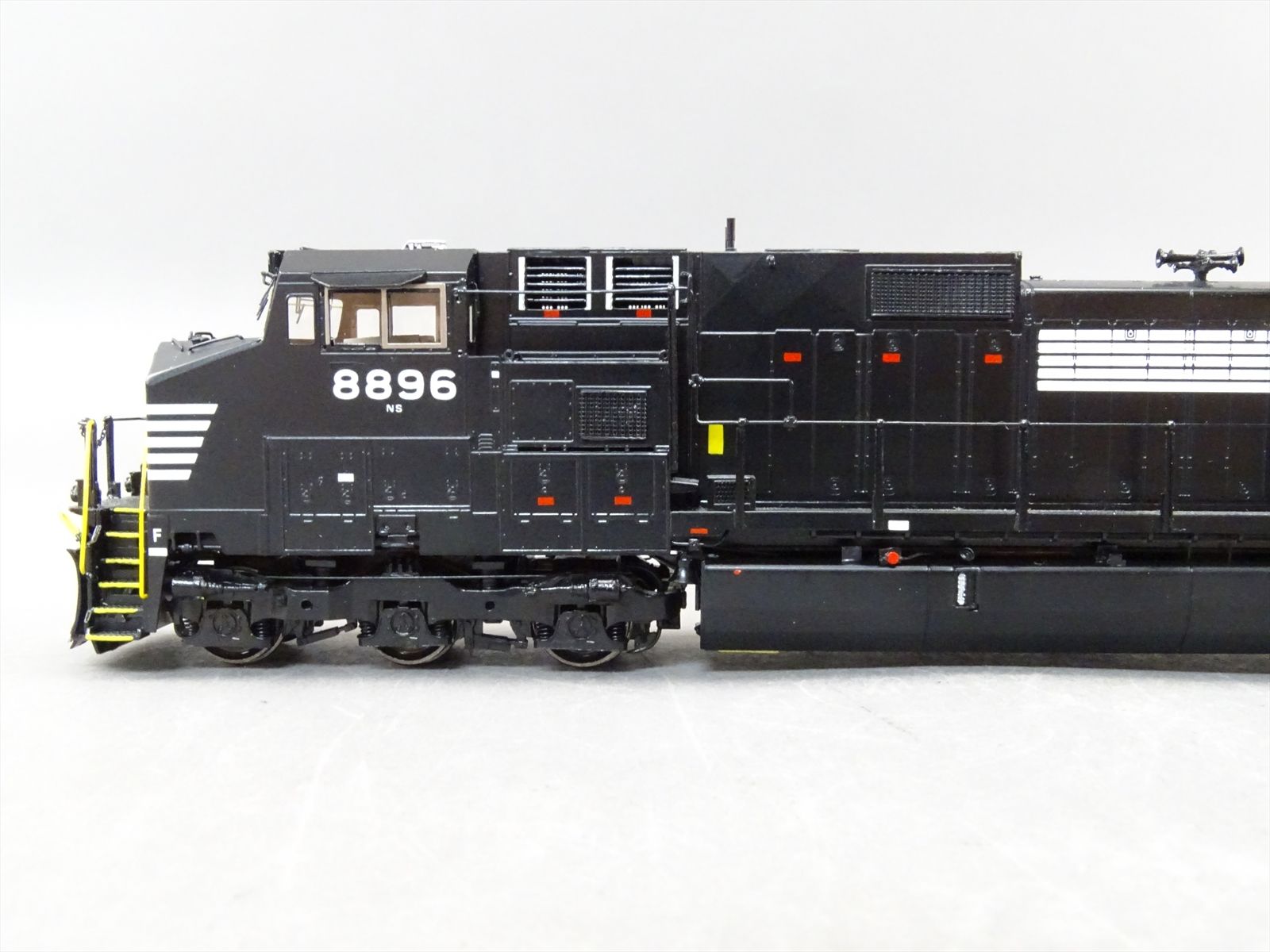 HO Brass Model - OMI 6555.1 NS Norfolk Southern C40-9W Diesel #8896 - F/P - 1997 Run - Ajin