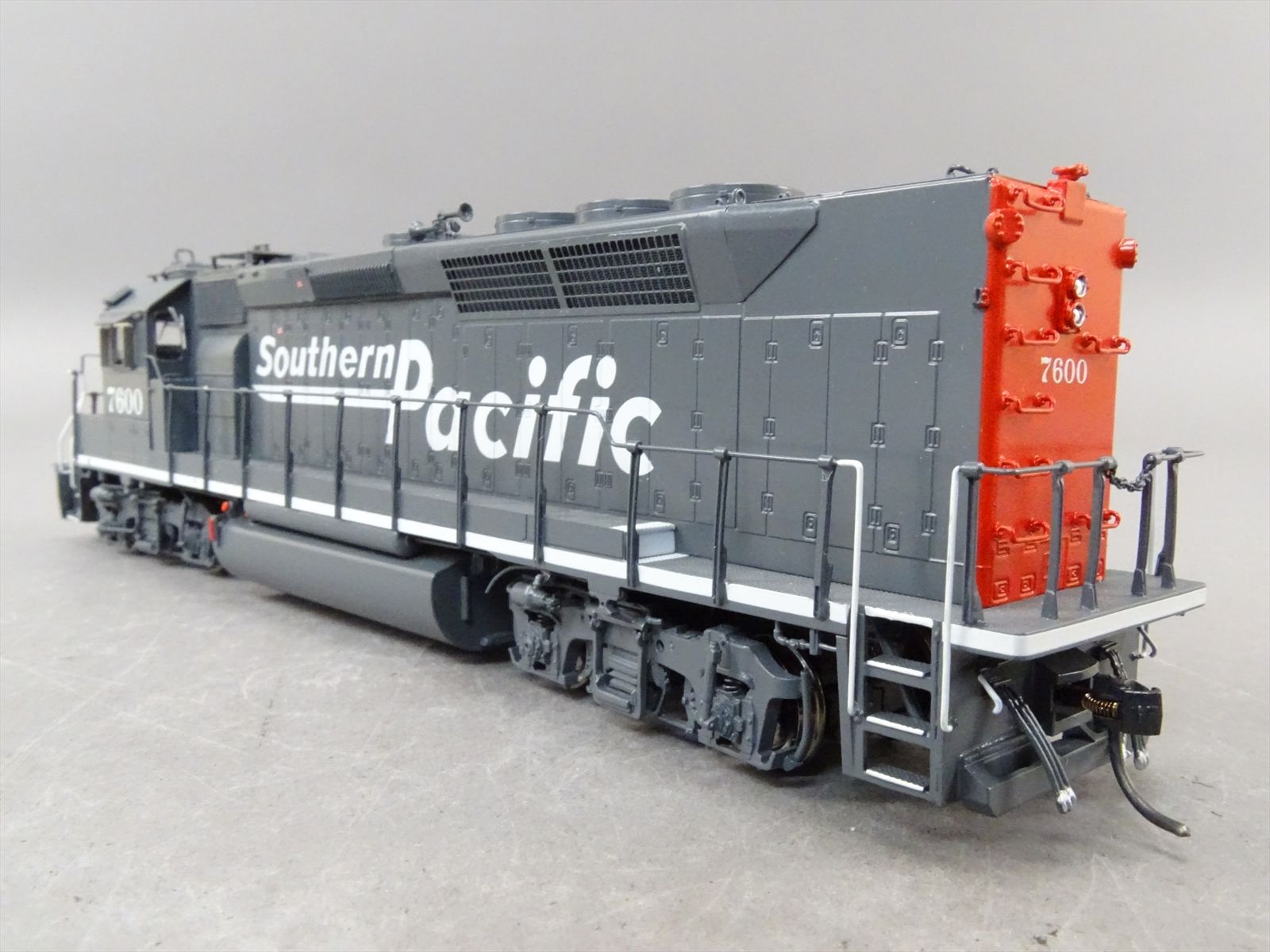 HO Brass Model - OMI 087010142.1 SP Southern Pacific GP40P-2 #7600 - F ...