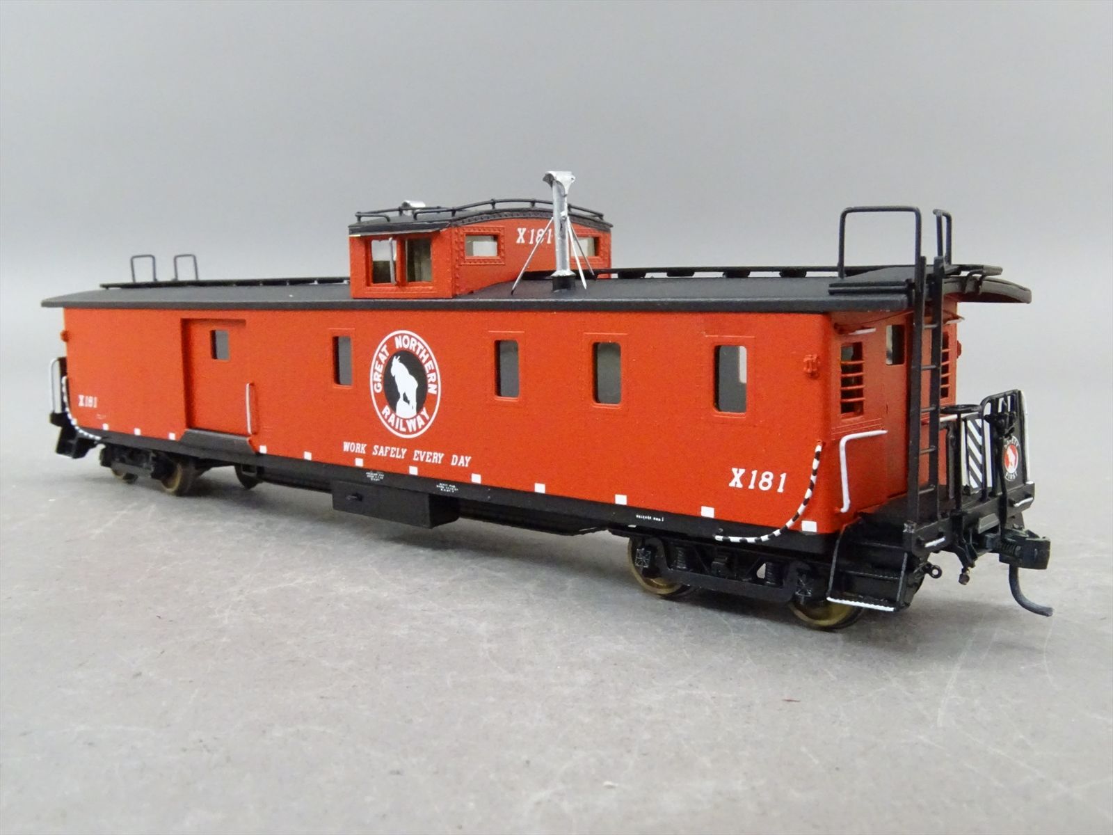 HO Brass Model - OMI 1109 GN Great Northern Long Caboose #X181 - Custom ...