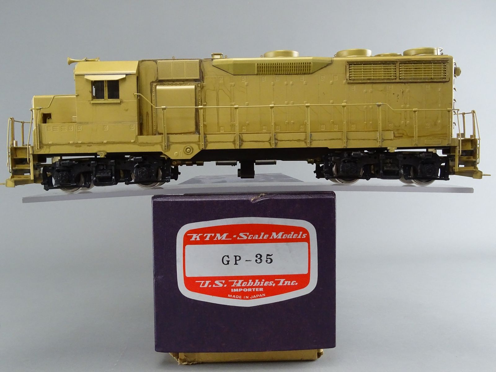 O Brass Model - USH U.S. Hobbies GP-35 Diesel Locomotive - Unpainted - KTM