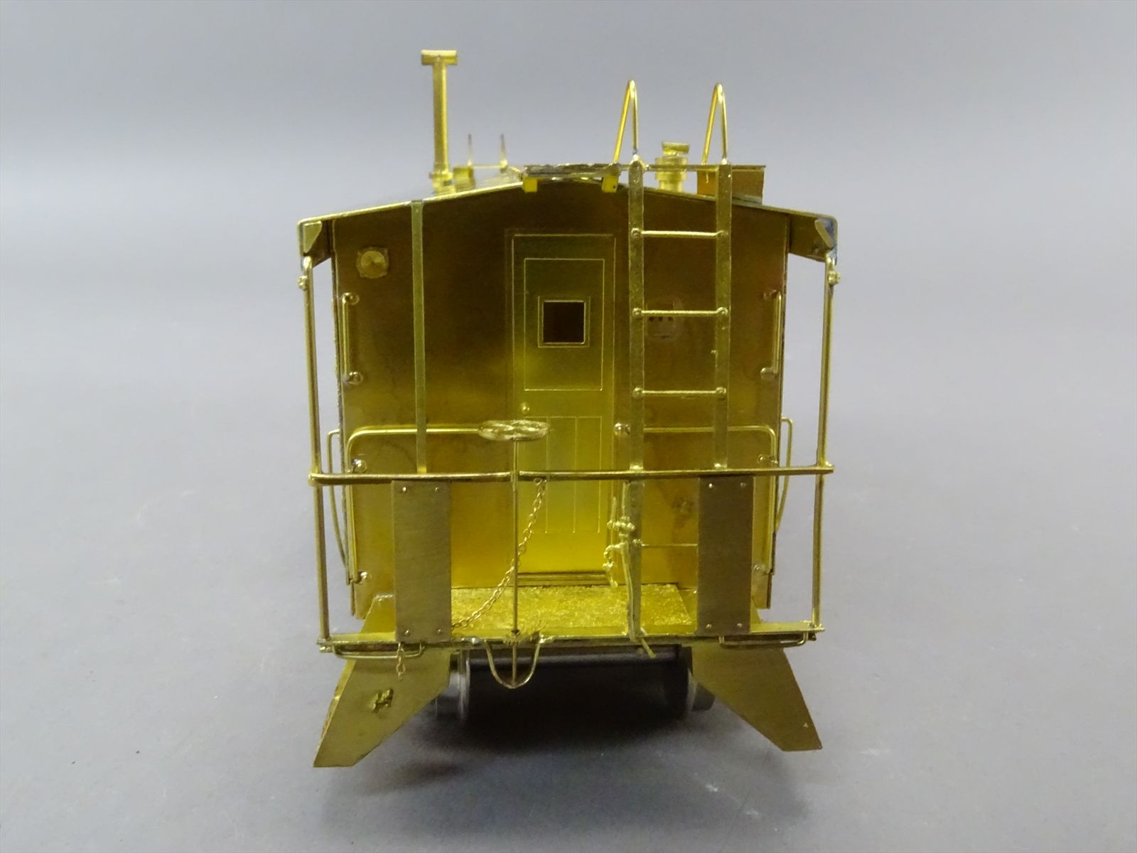 O Brass Model - OMI 0051 Milwaukee Road Bay Window Caboose #1925 - 1946 ...