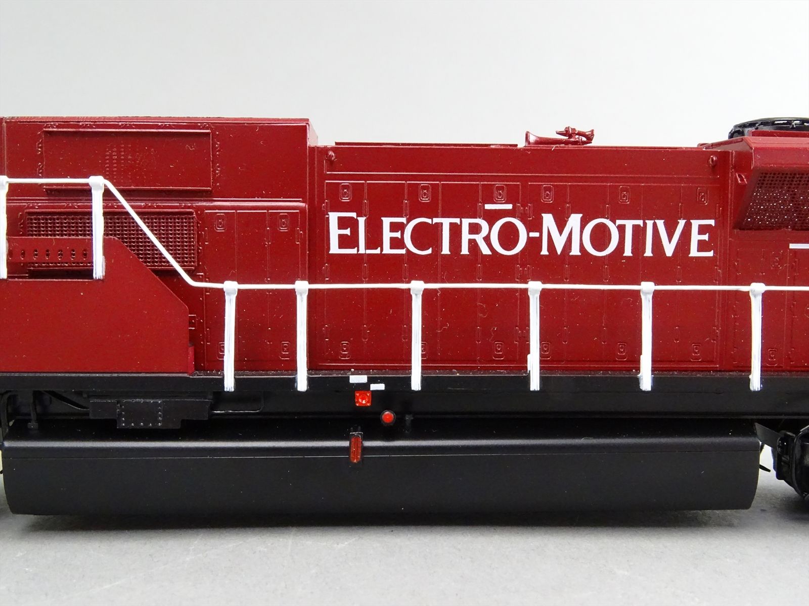 HO Brass Model – OMI 6607.1 EMD SD80MAC Demo Demonstrator #8001 – F/P ...