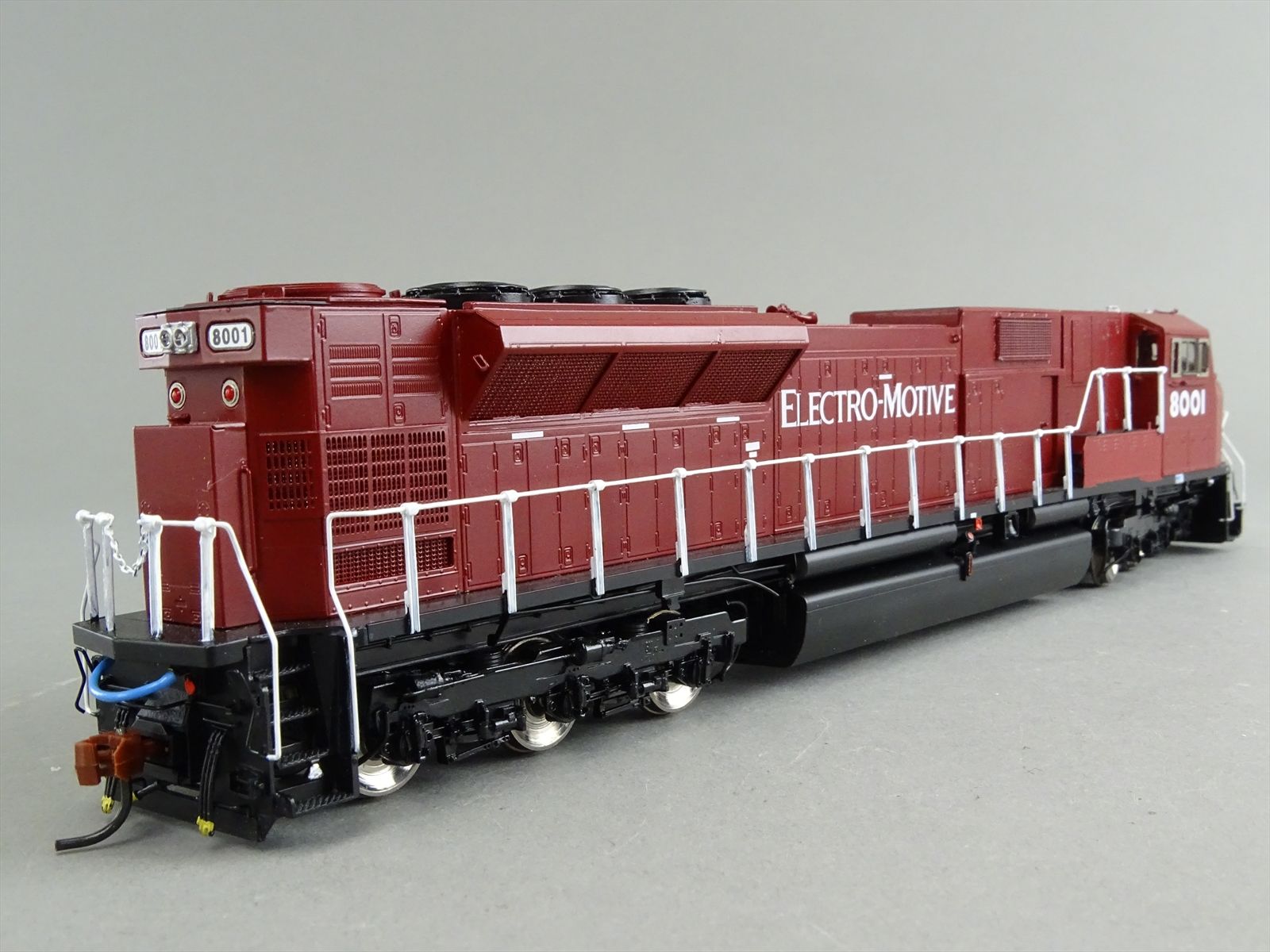 HO Brass Model – OMI 6607.1 EMD SD80MAC Demo Demonstrator #8001 – F/P ...