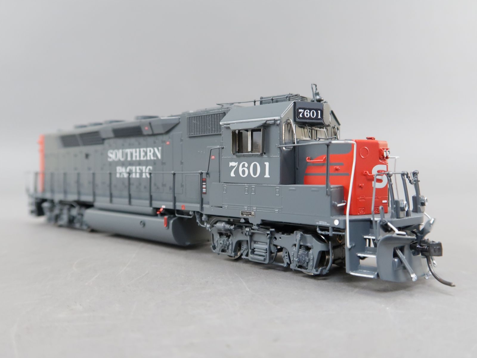 HO Brass Model - OMI 087010142.2 SP Southern Pacific GP40P-2 #7601 - F ...