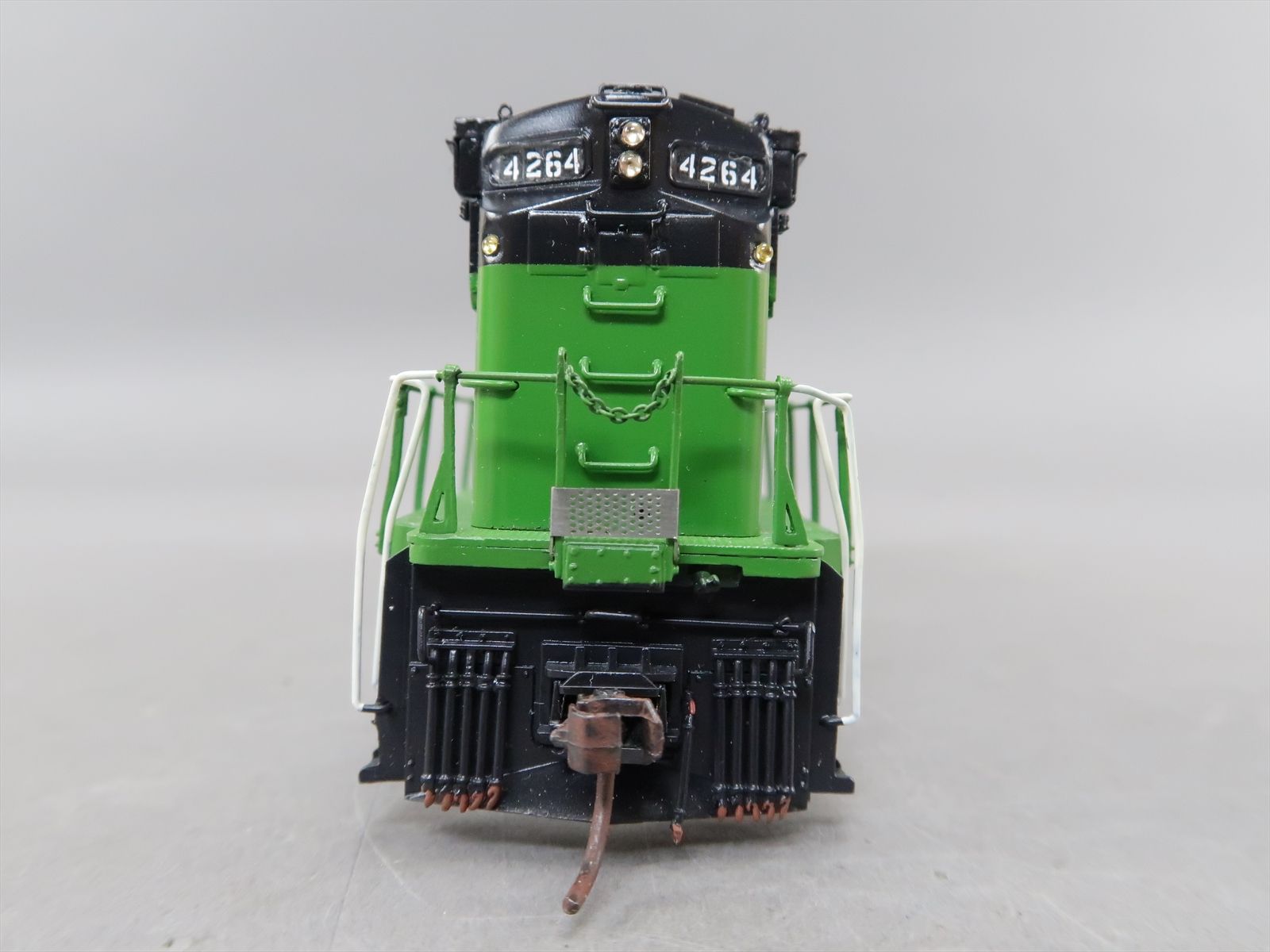 HO Brass Model - OMI 1926 BN Burlington Northern ALCO C425 Phase II #4264 - Custom - 1996 Run - Ajin
