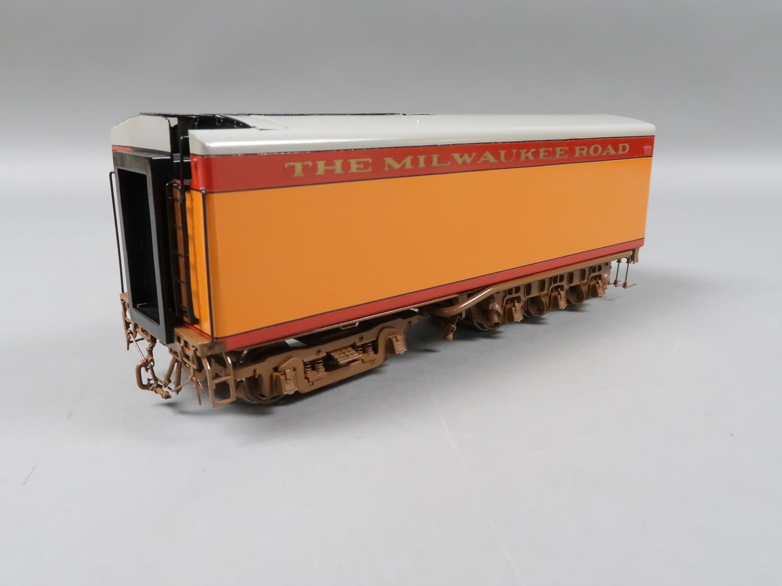 O Brass Model - OMI 0100 MILW Milwaukee Road 4-4-2 Hiawatha #1 - Custom - 1983 Run - Ajin