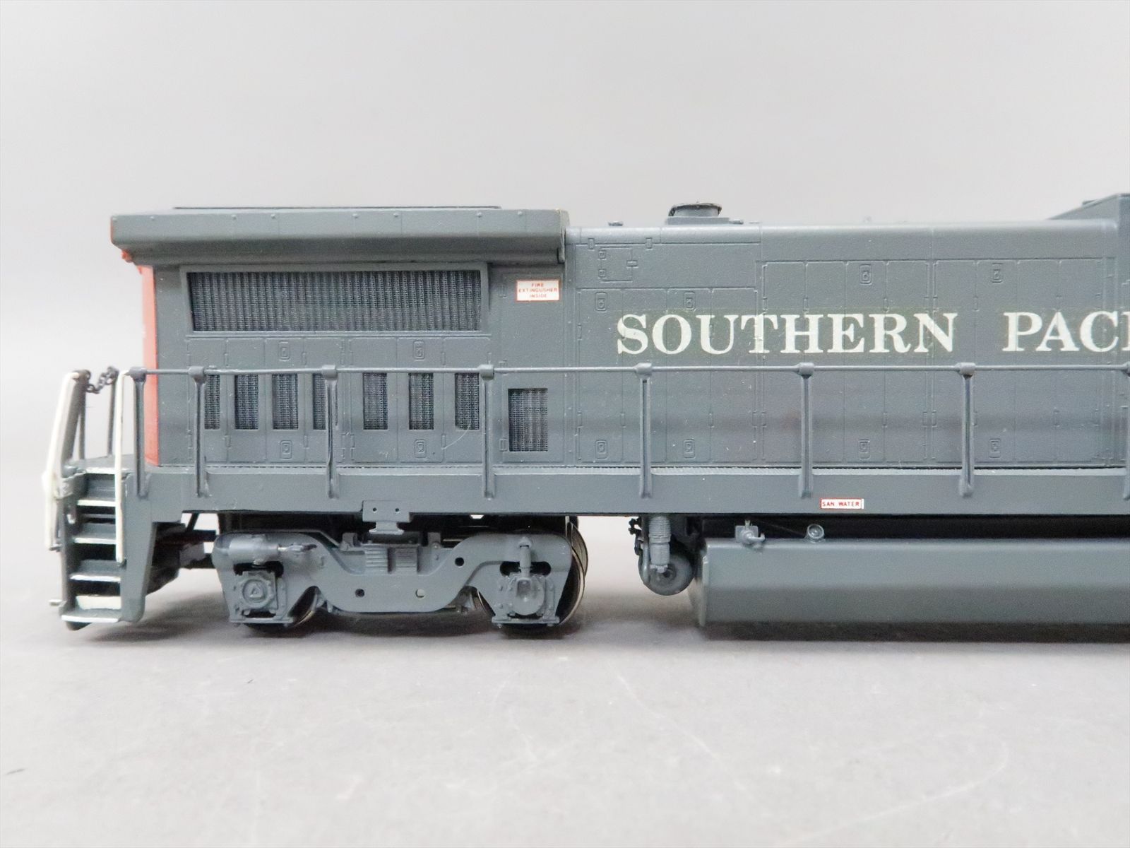 HO Brass Model - OMI 5134 SP Southern Pacific Dash 8-B39 B39-8 #8024 - Custom - 1988 Run - Ajin