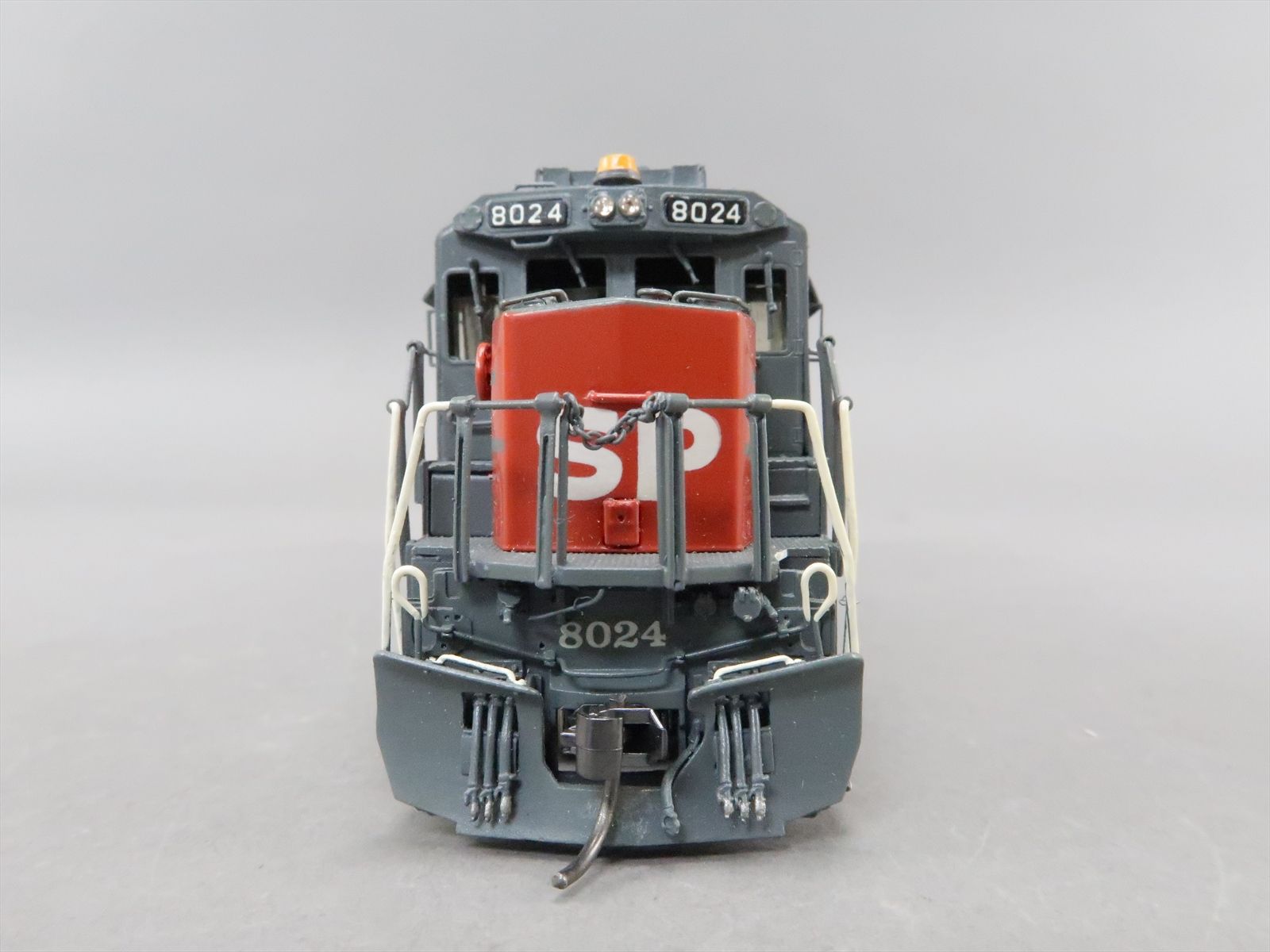 HO Brass Model - OMI 5134 SP Southern Pacific Dash 8-B39 B39-8 #8024 - Custom - 1988 Run - Ajin