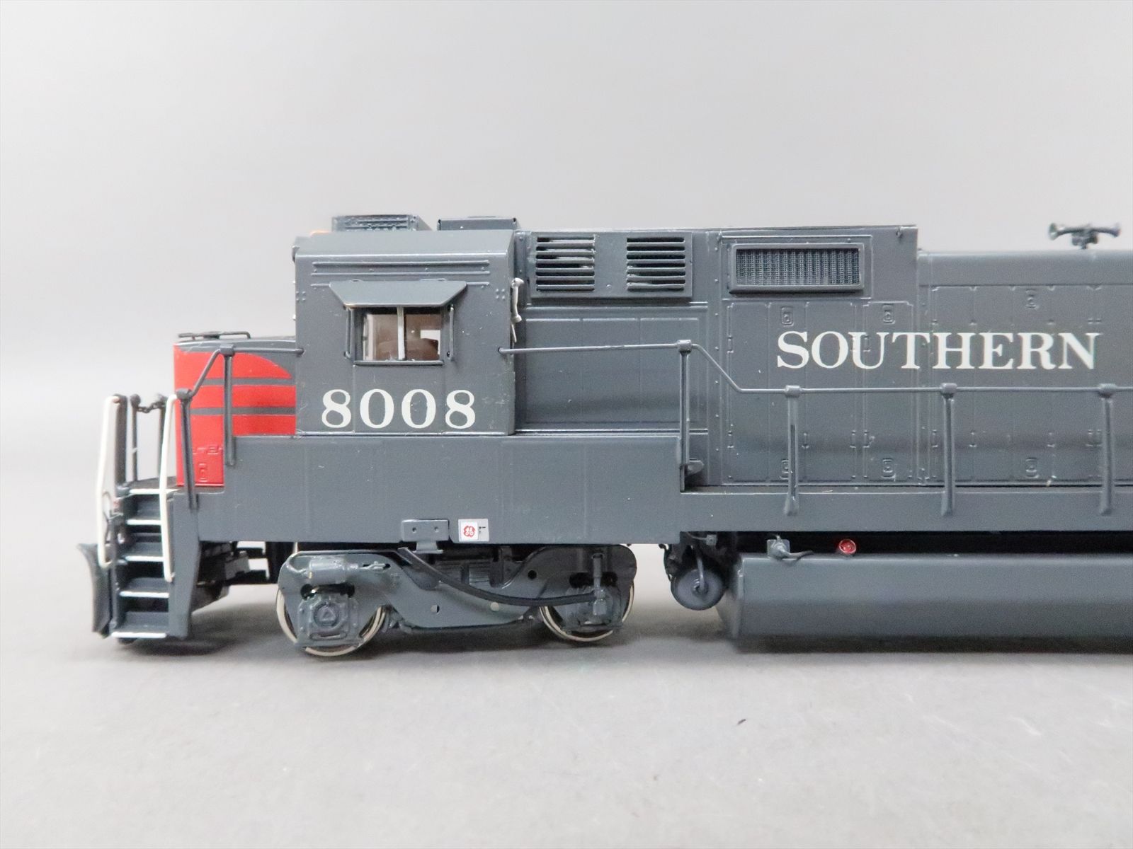 HO Brass Model - OMI 5134 SP Southern Pacific Dash 8-B39 B39-8 #8008 - Custom by Bill Nesbitt ...