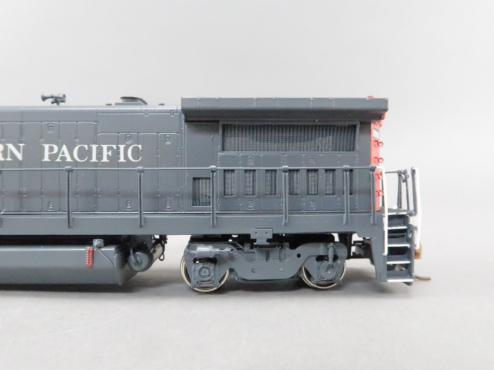 HO Brass Model - OMI 5134 SP Southern Pacific Dash 8-B39 B39-8 #8008 - Custom by Bill Nesbitt ...