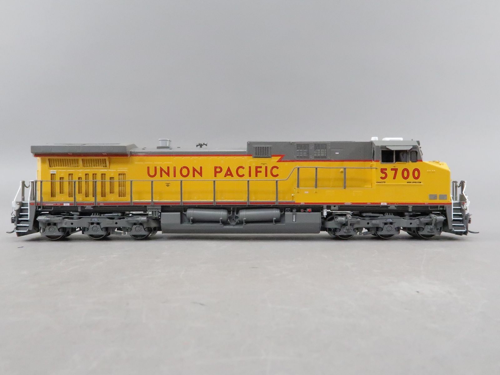 HO Brass Model - OMI 6583.1 UP Union Pacific GE AC44CTE #5700 - F/P - 2002 Run - Ajin