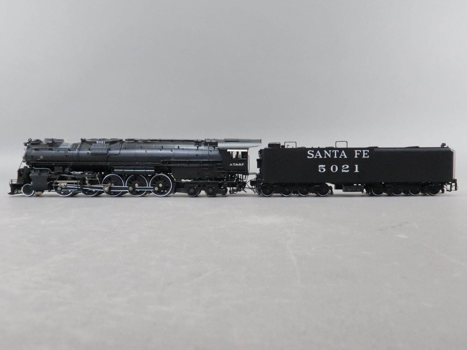 HO Brass Model - Global AT&SF Santa Fe 2-10-4 #5021 - F/P - 2007 Run ...