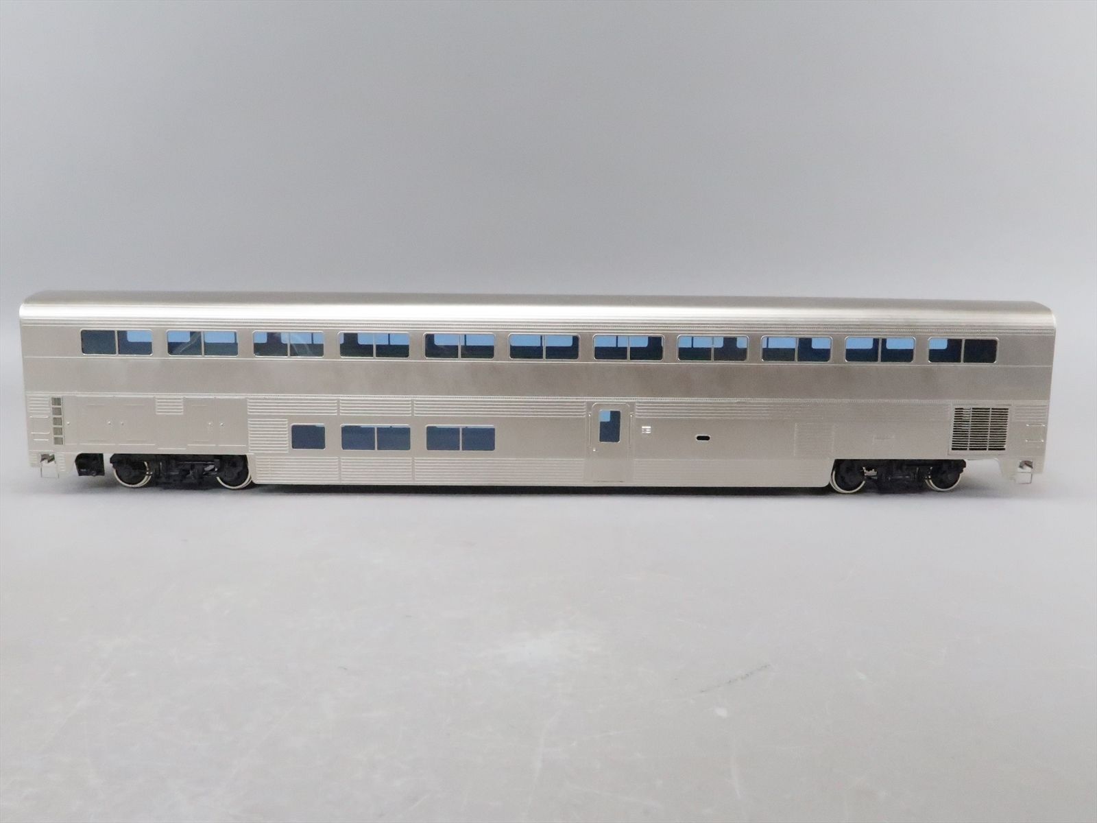 O Brass Model - OMI 0746 AMT Amtrak Superliner Coach #34087 - F/Plated ...