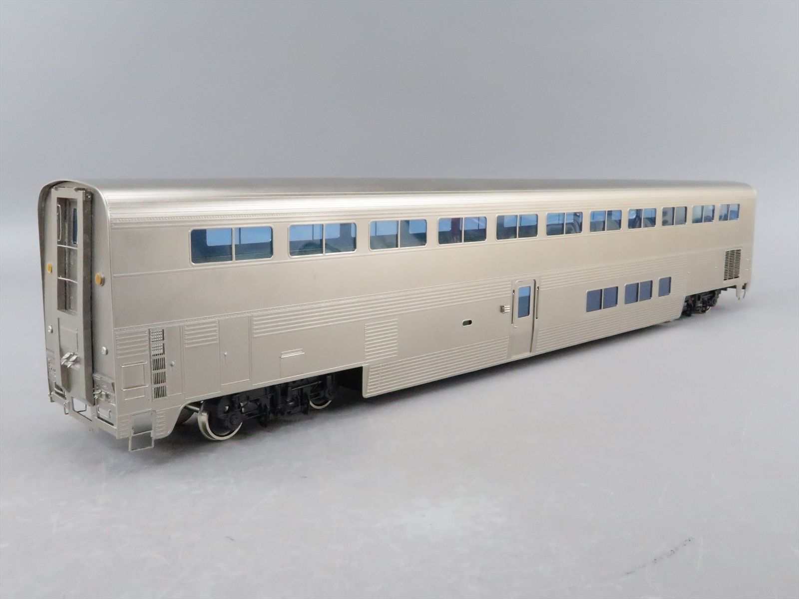 O Brass Model - OMI 0746 AMT Amtrak Superliner Coach #34087 - F/Plated ...