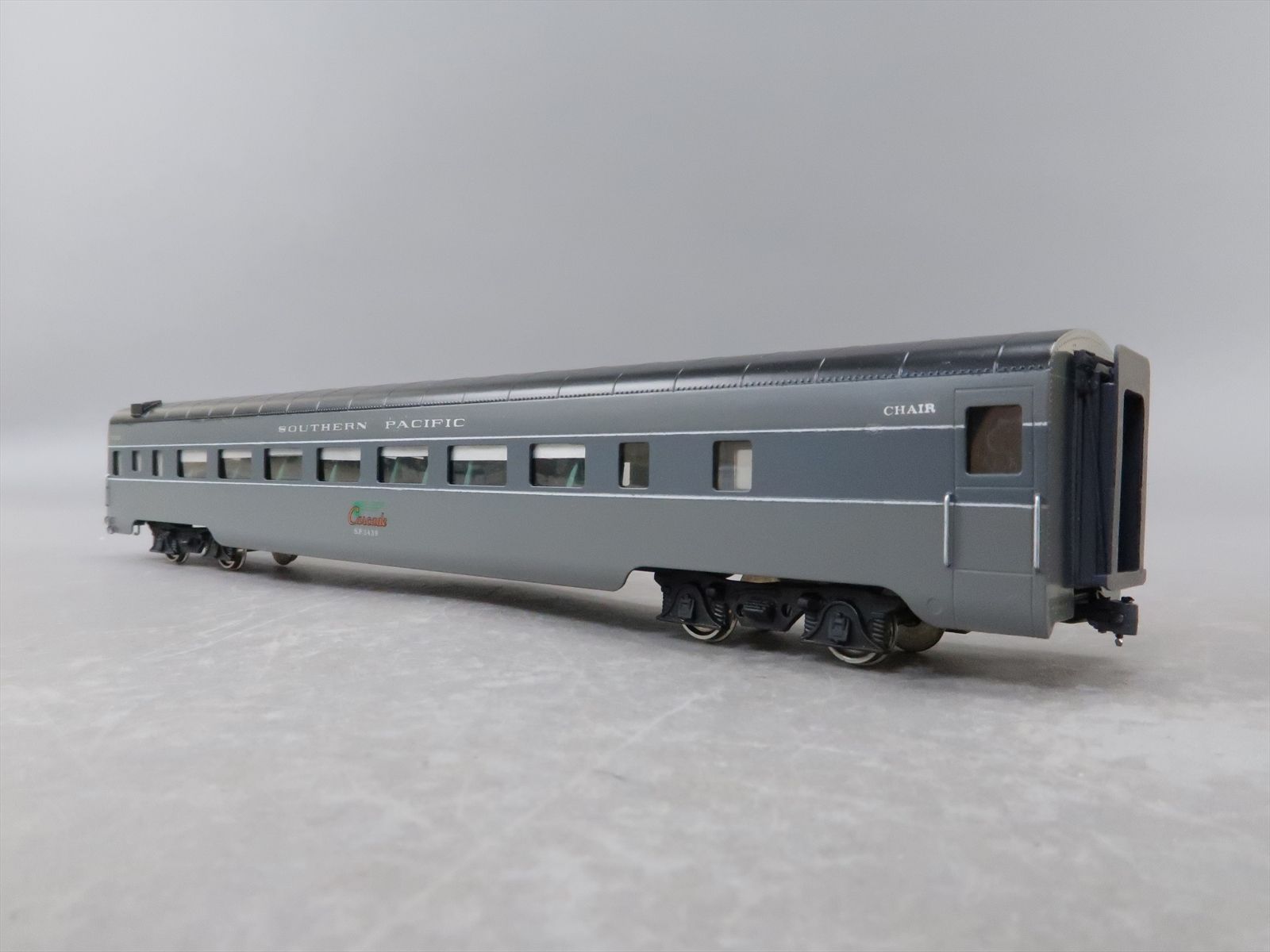 HO Brass Model - Soho SP Southern Pacific 79' Coach Smooth Side Cascade ...