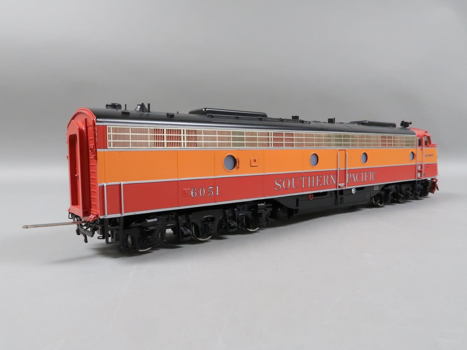 O Brass Model - Key CS#85 SP Southern Pacific E9 E9A A-A Set Daylight #6051 + #6054 - F/P - 1990 ...