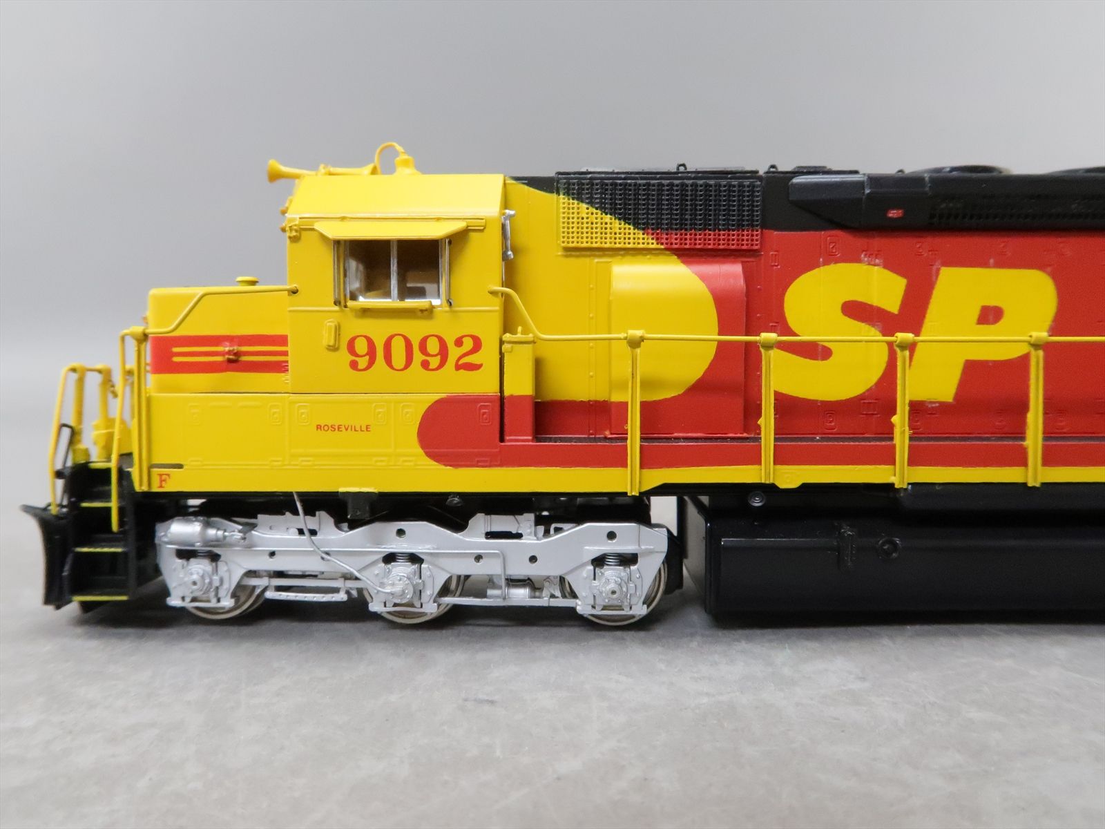 HO Brass Model - OMI 6092 SP Southern Pacific SD45 #9092 Kodachrome - Custom - 1990 Run - Ajin