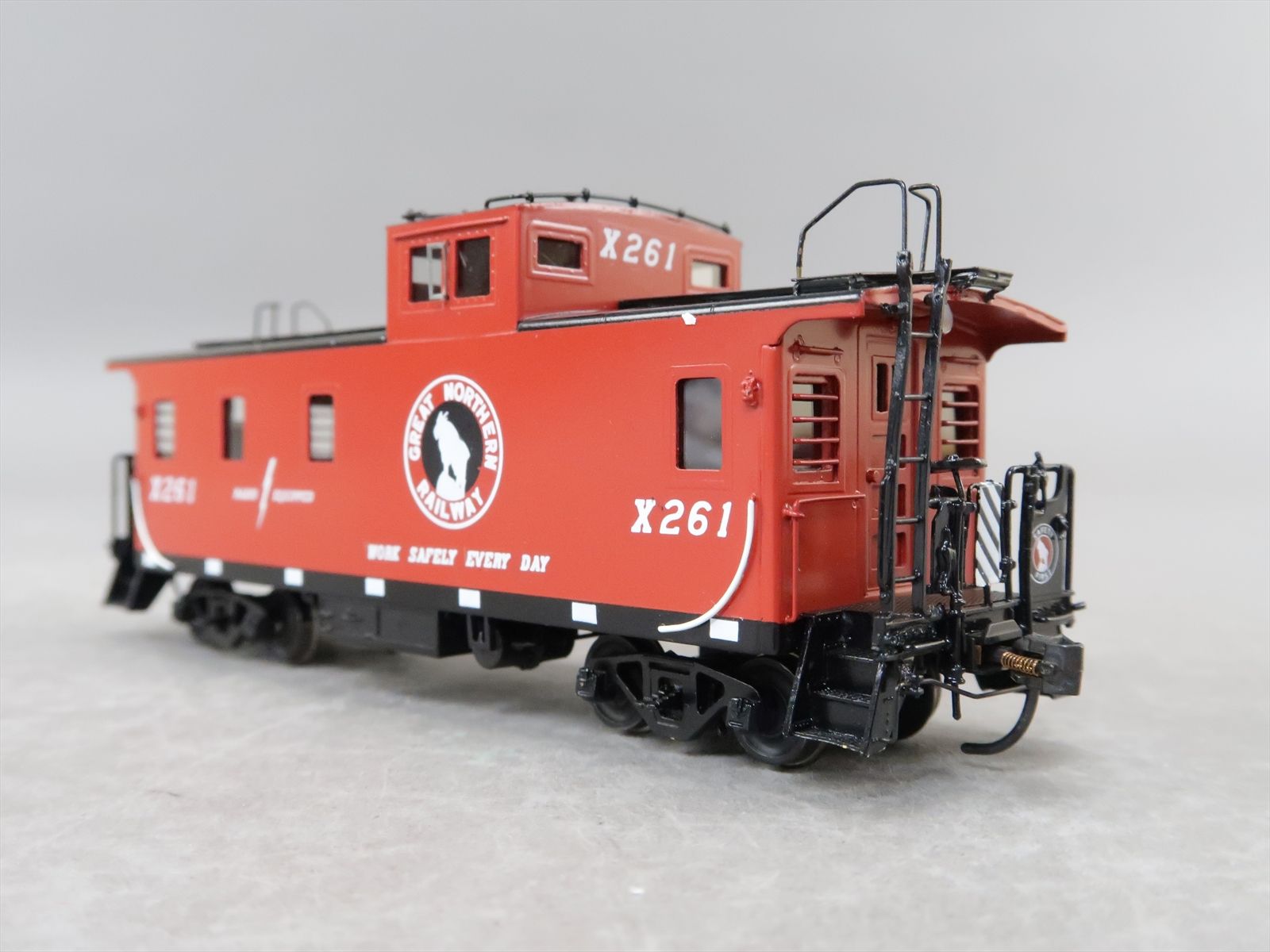 HO Brass Model - OMI 1235.1 GN Great Northern Steel Caboose #X261 - F/P - 1996 Run - Ajin