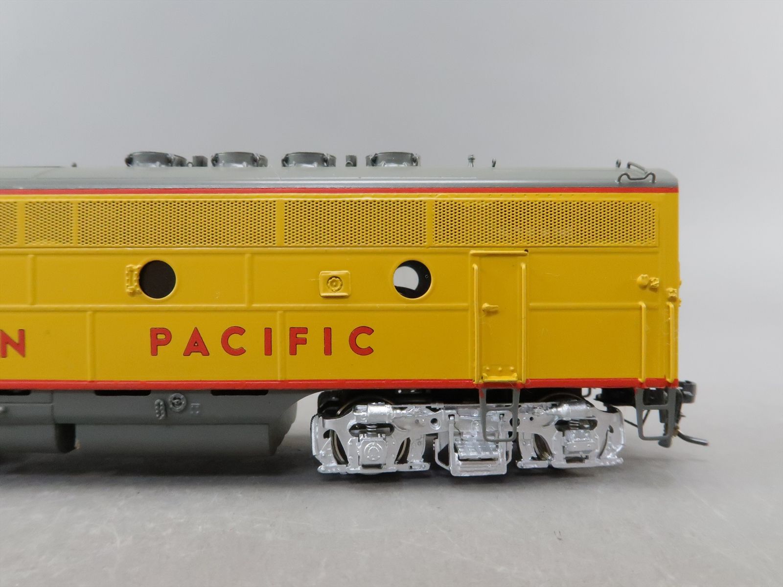 HO Brass Model - OMI 5511.1 UP Union Pacific F3 F3B Phase II #1402B - F ...