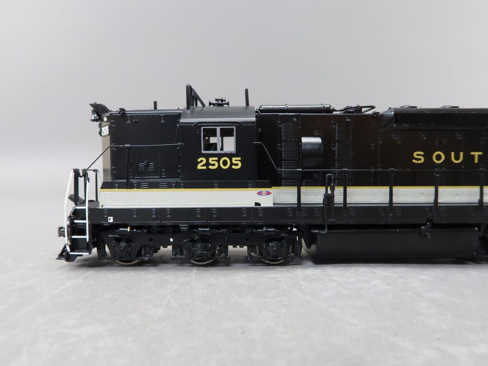 HO Brass Model - OMI 6782.1 SOU Southern SD24 w/ Icicle Breakers #2505 ...