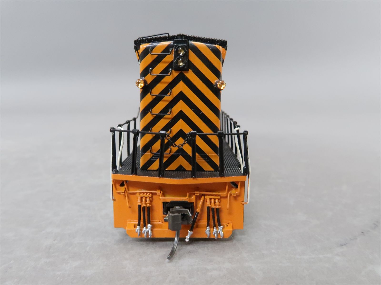 HO Brass Model - OMI 5338 D&RGW Rio Grande SD40T-2 #5351 - Custom - 1989 Run - Ajin