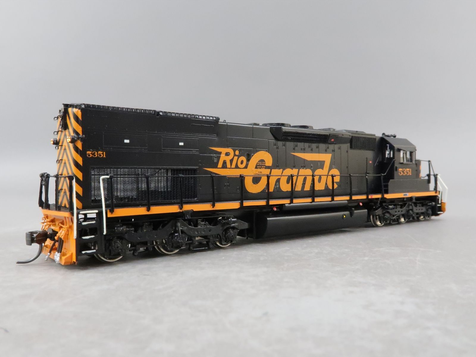 HO Brass Model - OMI 5338 D&RGW Rio Grande SD40T-2 #5351 - Custom - 1989 Run - Ajin
