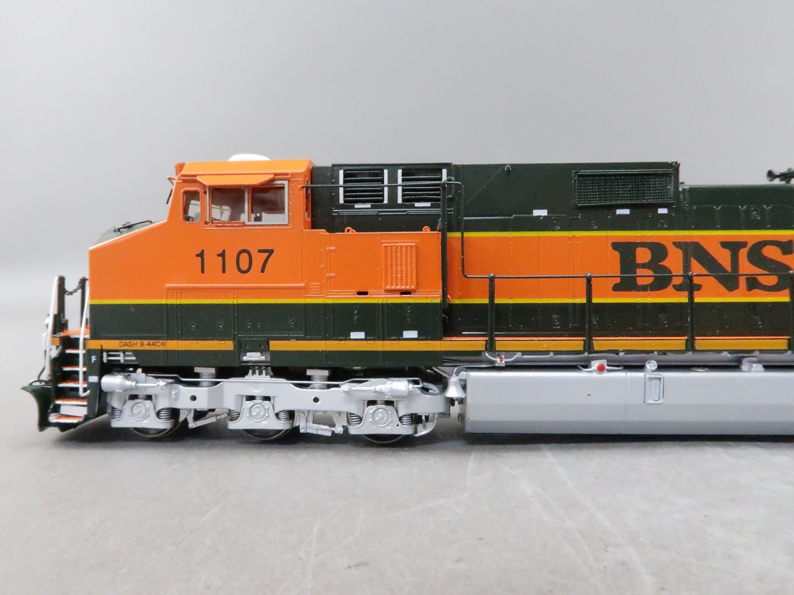 HO Brass Model - OMI 6564.1 BNSF Burlington Northern Santa Fe C44-9W #1107 - F/P - 1997 Run - Ajin