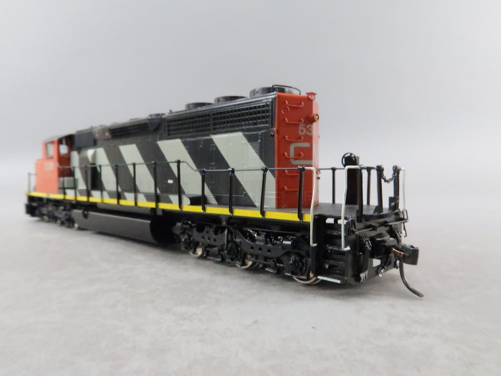 HO Brass Model - OMI 5306 CN CNR SD40-2 SD40-2W Wide Cab #5319 - Custom ...