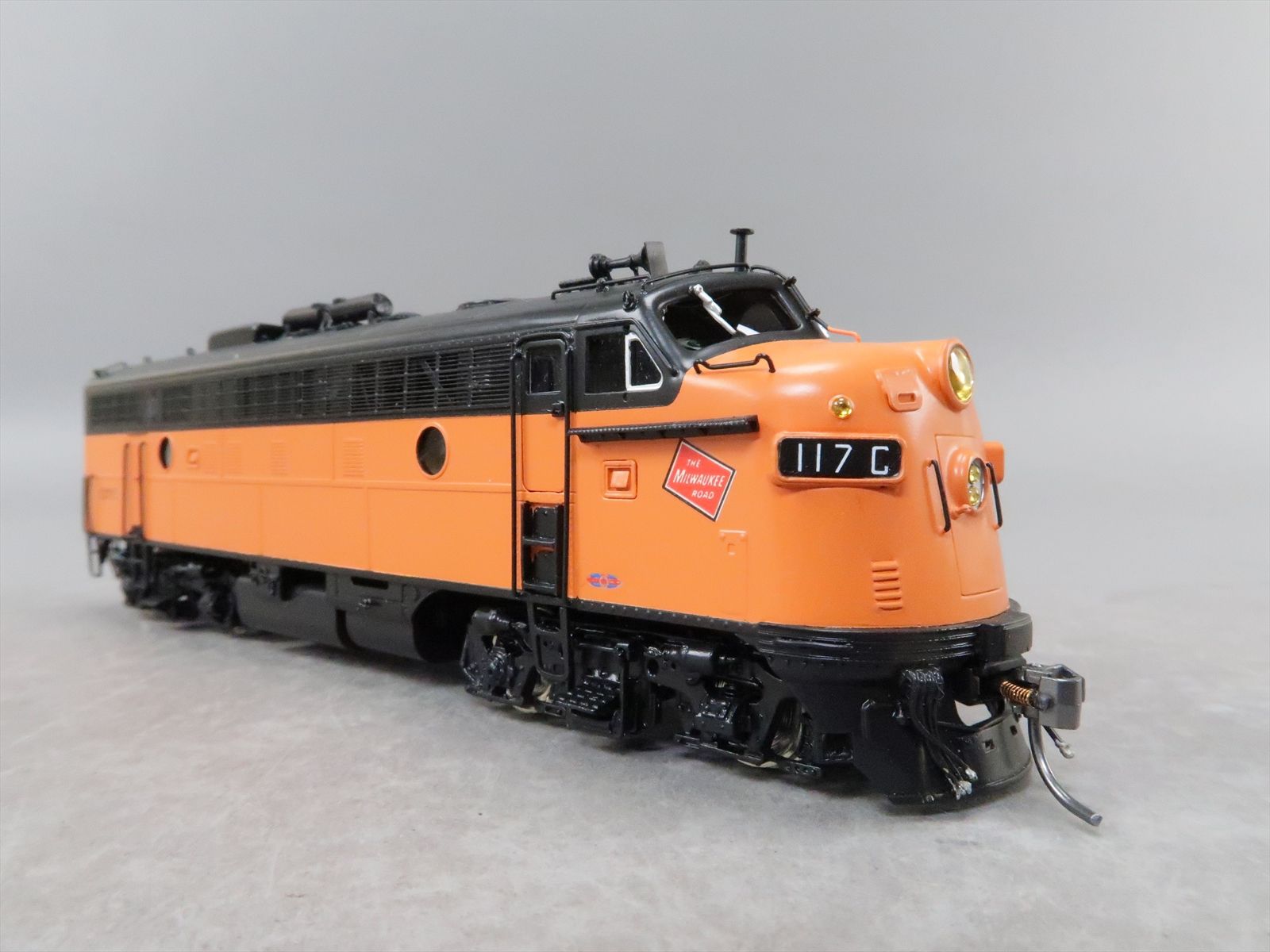 HO Brass Model - OMI 6458 Milwaukee Road F7 F7A #117C Late 1960's ...