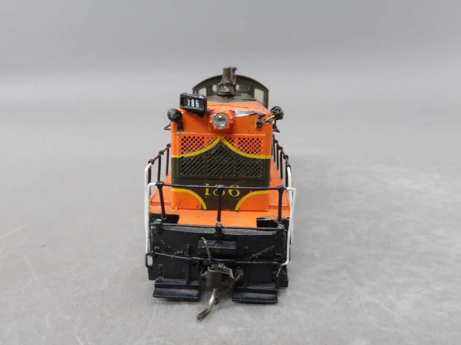 BARGAIN BRASS - HO Brass Model - OMI 1804 GN Great Northern EMD NW-5 ...