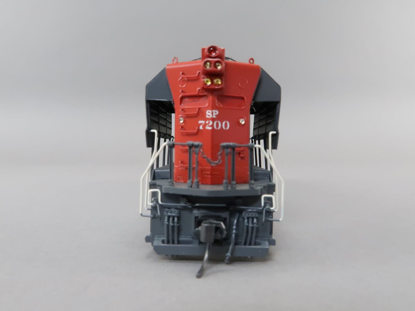 HO Brass Model - OMI 5122 SP Southern Pacific GP40X w/ Tunnel Ears ...
